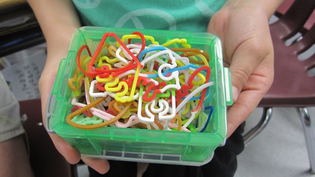 Miss Blogworthy: Silly Bandz -- The Cool and Collected