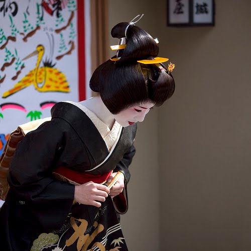 A Geisha Timeline |The Kimono Lady