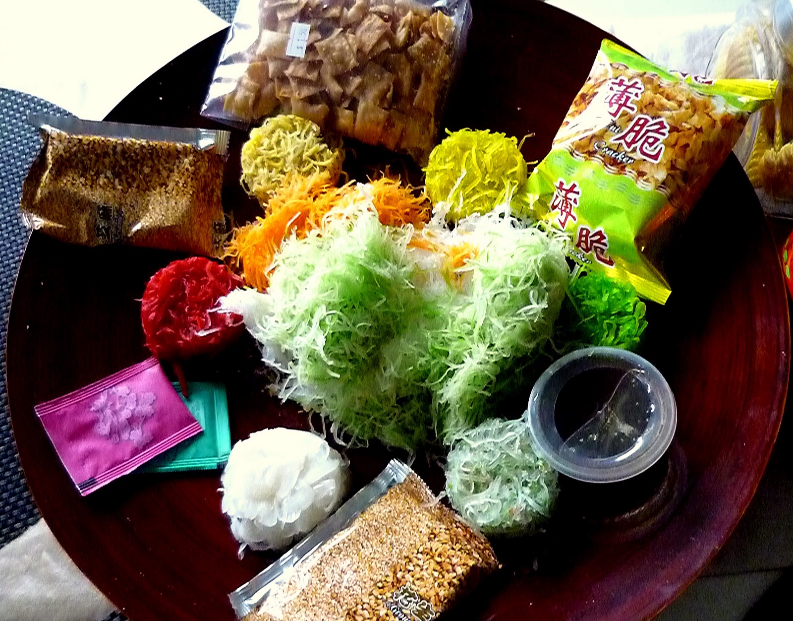 StyleListRoom.......:: Yu Sheng Chines New Year Salad Tossing