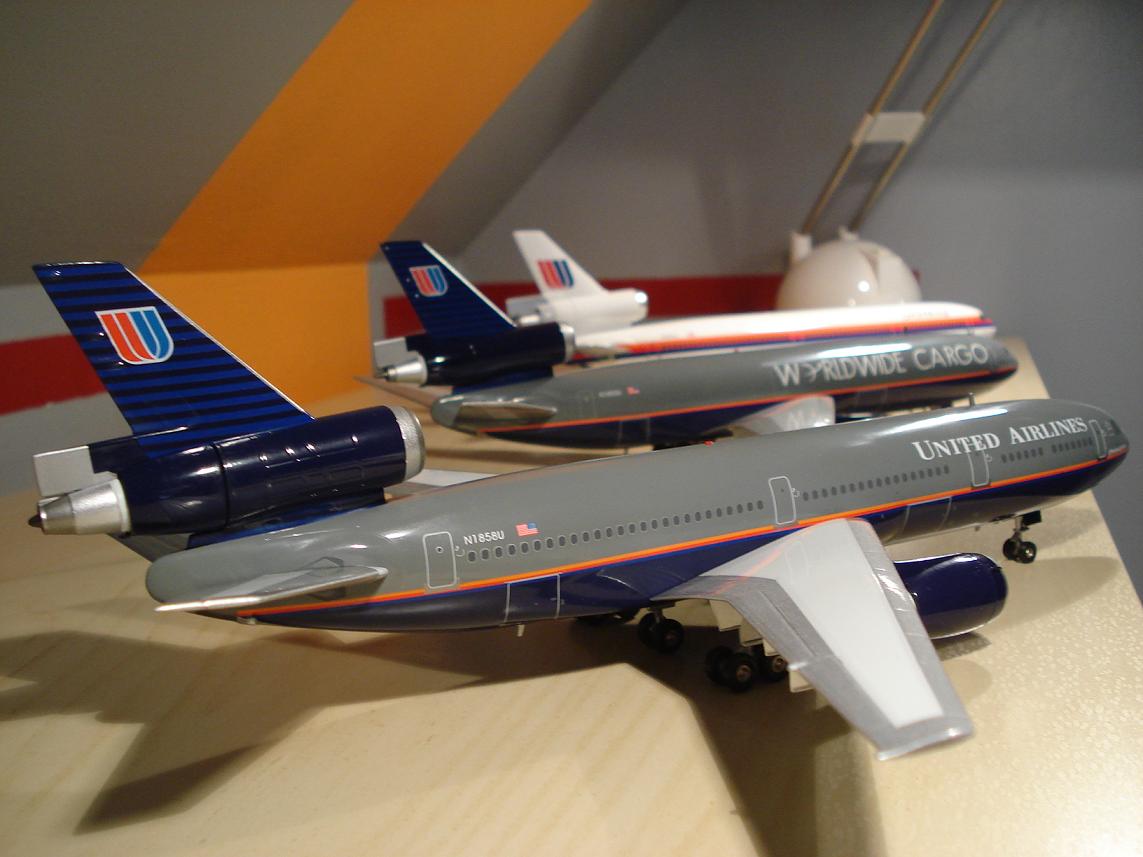 Brian Sherman: Inflight200 United Airlines DC-10s, Saul Bass ...