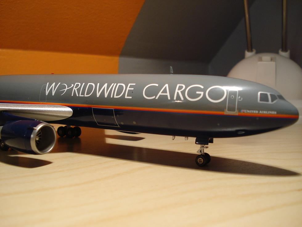 Brian Sherman: Inflight200 United Airlines DC-10s, Saul Bass ...