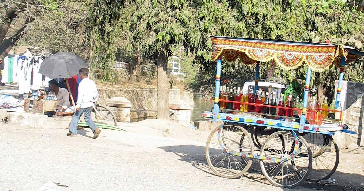 Stock Pictures: Wooden hand carts with four wheels - Photos and Sketches