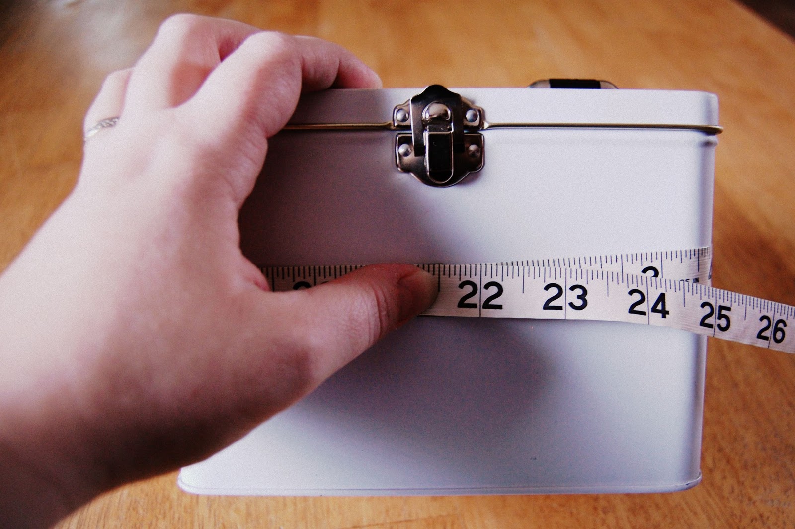 kristy.makes: diy: secret agent box