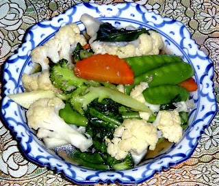 Phad Phak Ruam Mit