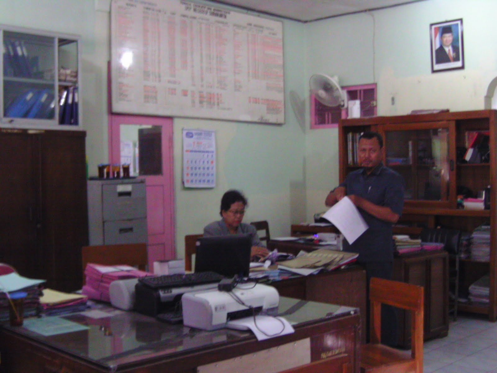 FASILITAS SEKOLAH: Ruang Tata Usaha