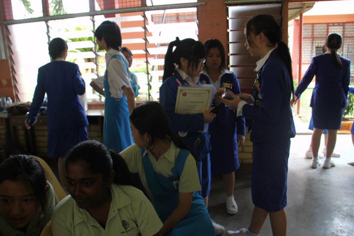 Leo Club of Assunta Secondary School: “Friendly Meeting” at SMK (P ...