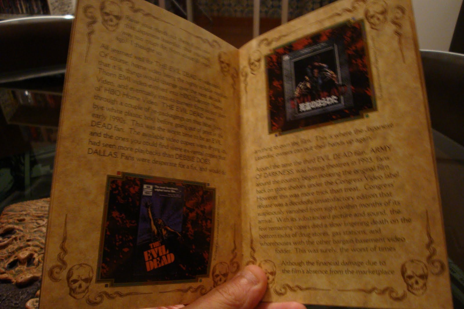 CHOCOLATE INSTANTANEO: Evil Dead (Book Of The Dead Limited Edition)