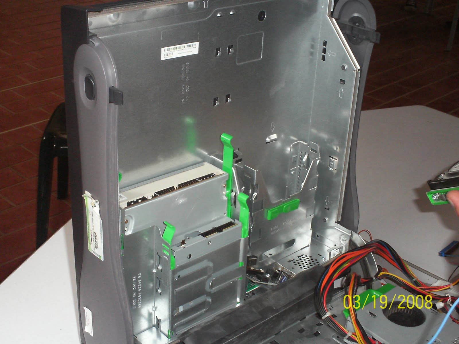 ensamble y desensamble de un computador: utiles para desensamblar y ...