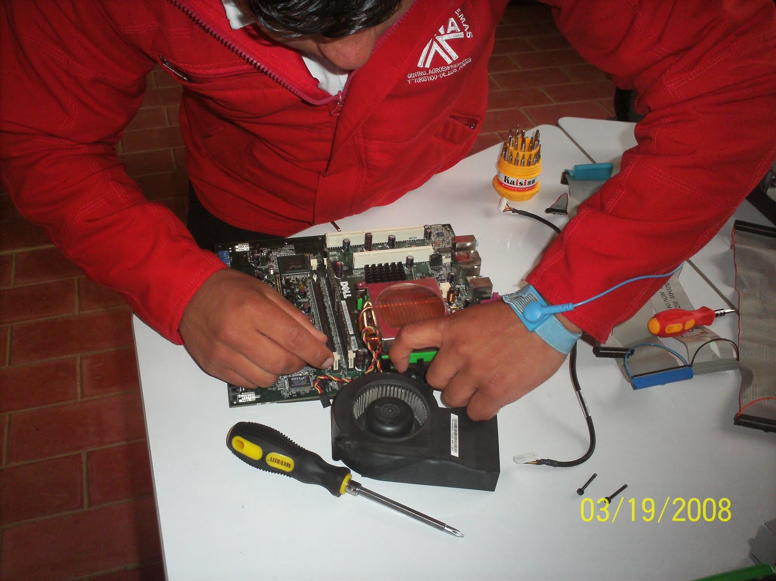 ensamble y desensamble de un computador: utiles para desensamblar y ...