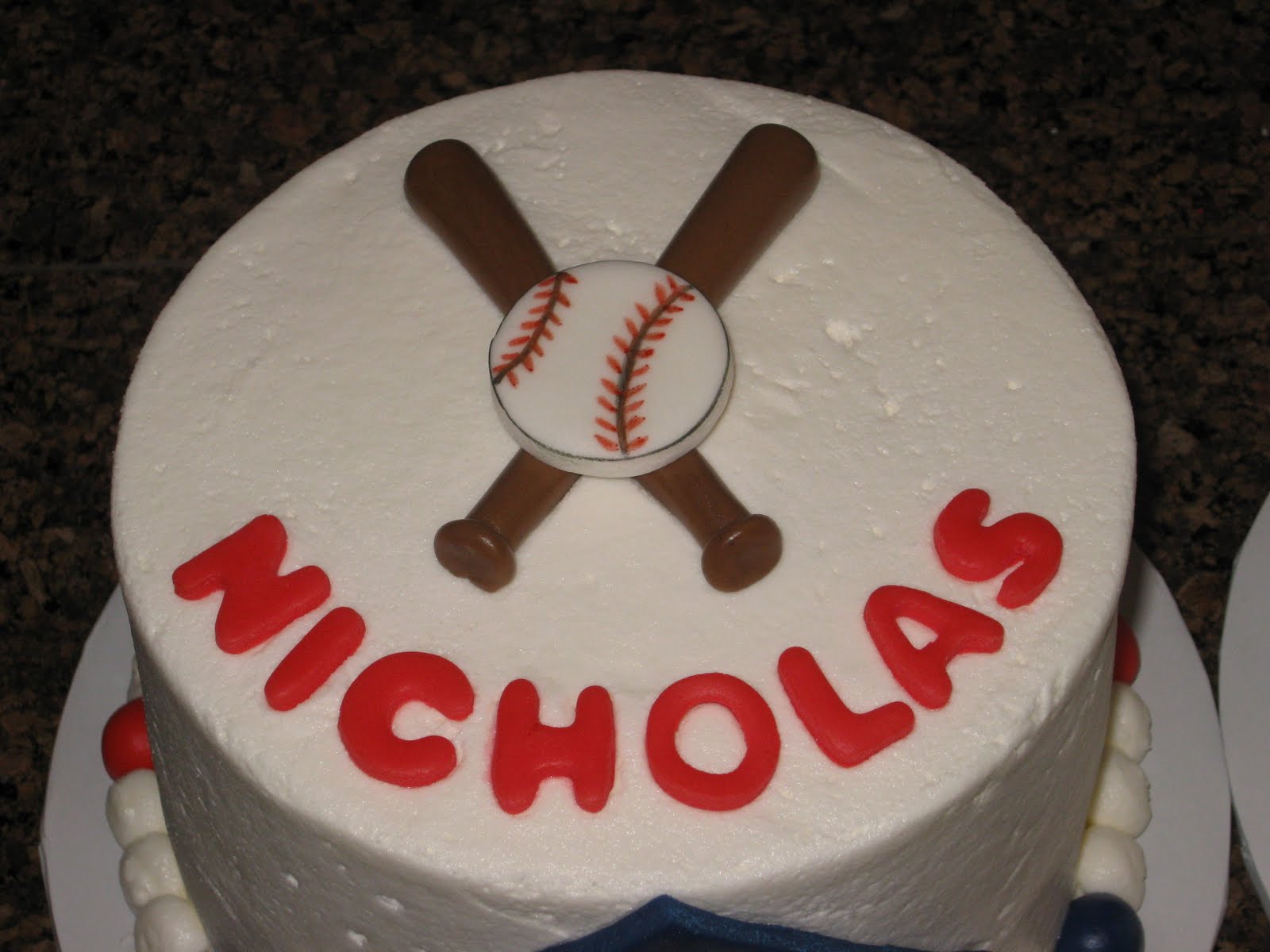Shannon's Creative Cakes: I love these baseball cakes!!