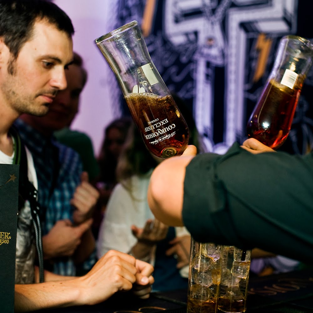 DISCO TECK: MONOBROW - Monorex group show