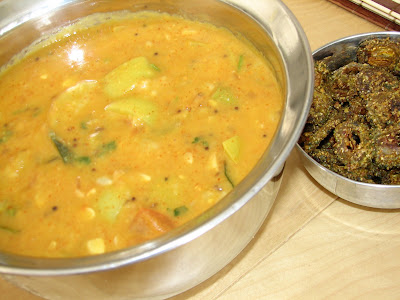 indian kitchen: BABY OPO SQUASH DAL/SORAKAYA PAPPU