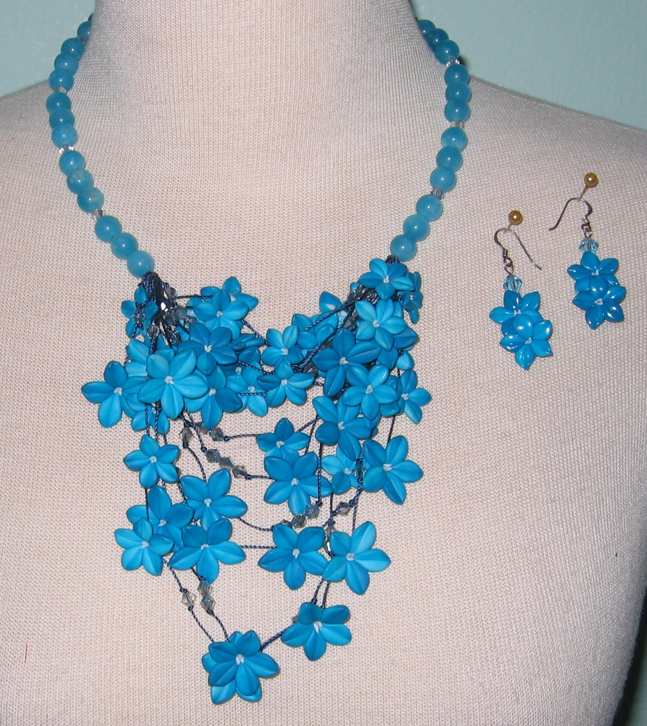 Dwen : The Cool Things I Love: Dwen FIMO Floral Jewelry