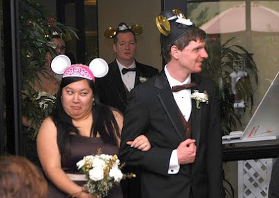 The Presurfer: 9 Hilarious Wedding Bloopers