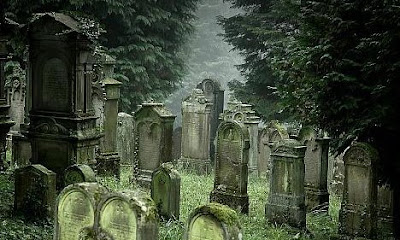 The Presurfer: 40 Hauntingly Beautiful Photographs Taken In Graveyards