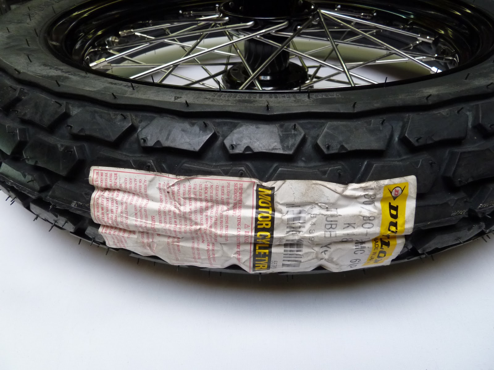 Hoodlum Society: Dunlop K180 Tires for the XLH1100