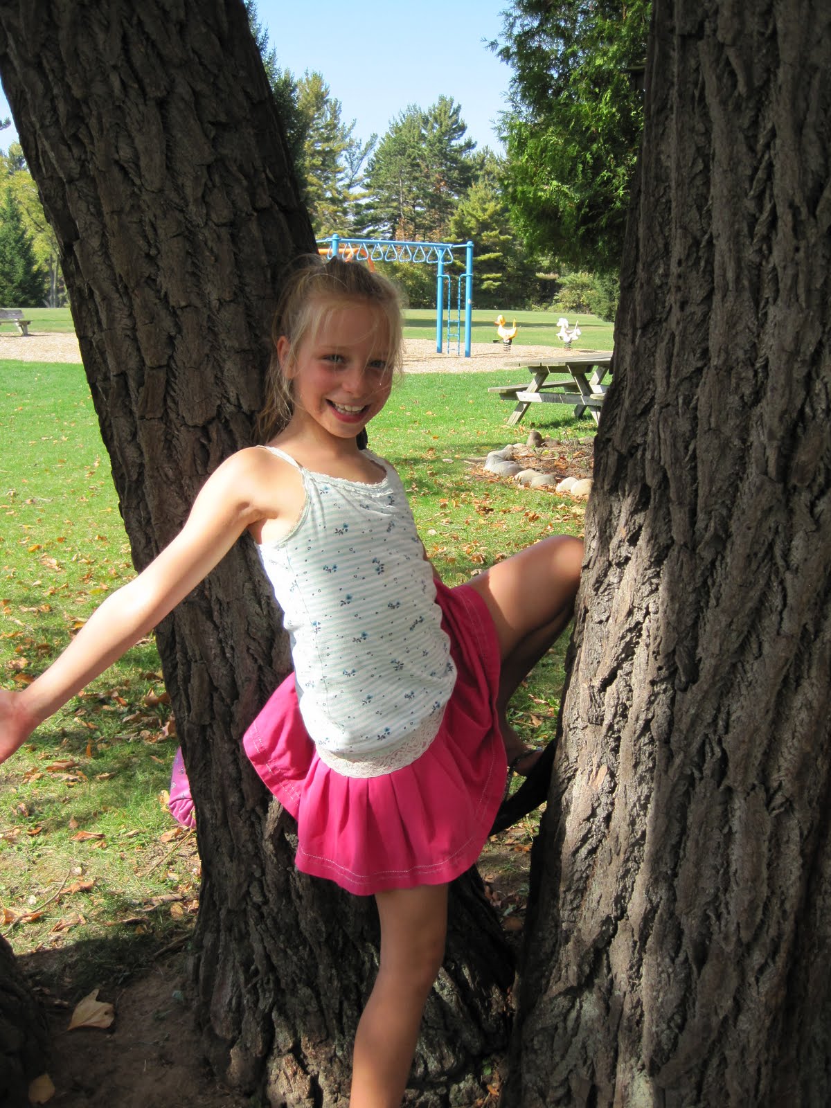 Katie-Megan-Jessica: Random October pics