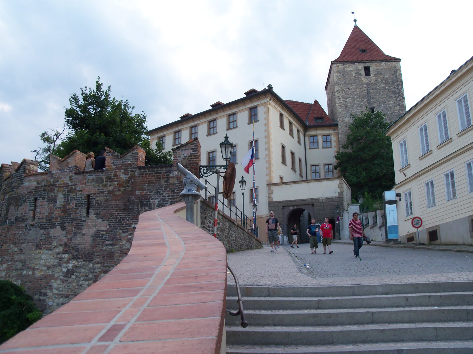 Ndial's Year in Europe: Praha