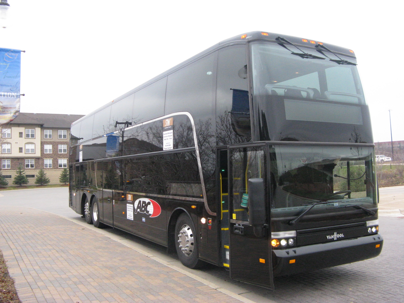 Twin Cities Transit: SouthWest Transit Demo of VanHool TD925 Double Deck