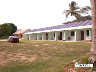 GOREK BAY-TANJUNG RESANG-MERSING : Chalet