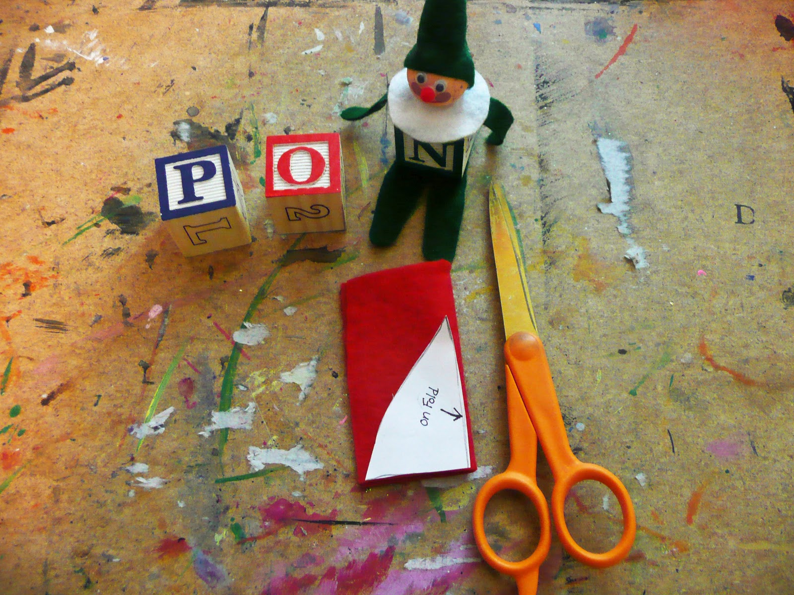that artist woman: How To Make an Alphabet Block Elf Christmas Ornament