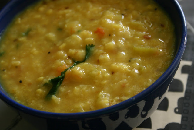 Sumi's Kitchen: Zucchini/Courgettes Dhal