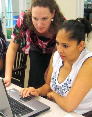 Library in Action: Spanish-language Basic Computer Skills classes at ...