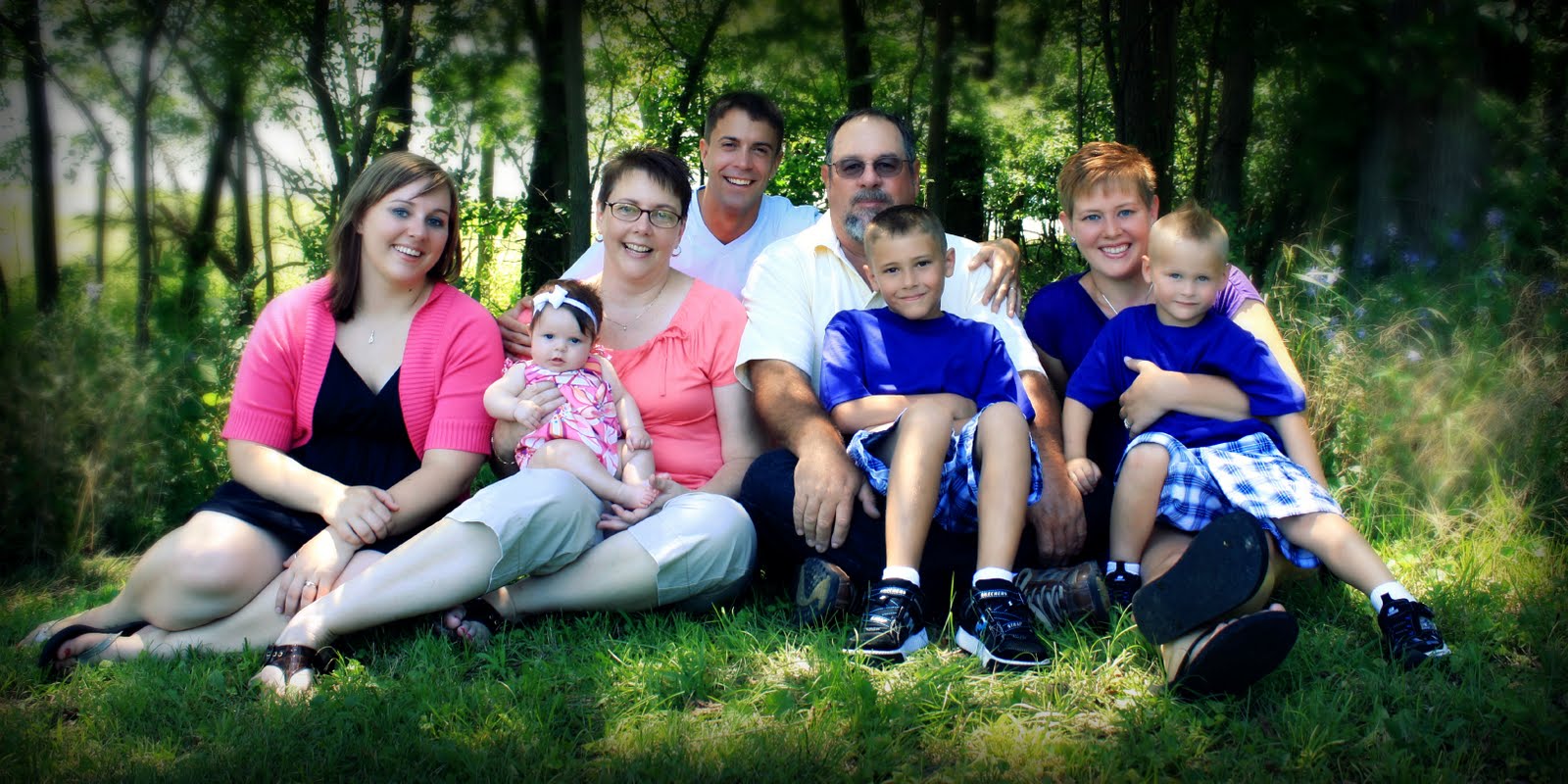 Just Us Photography: Six Family | Extended Family Session Just Us Photography: Six Family | Extended Family Session
