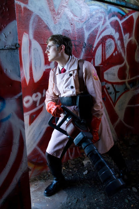 Bloggareala lui Mandiuc: Team Fortress 2 AMAZING Cosplay