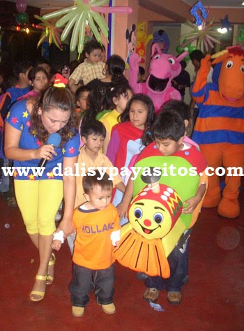 Dalis y Payasitos (Fiestas): show de backyardigans en Los Olivos ...
