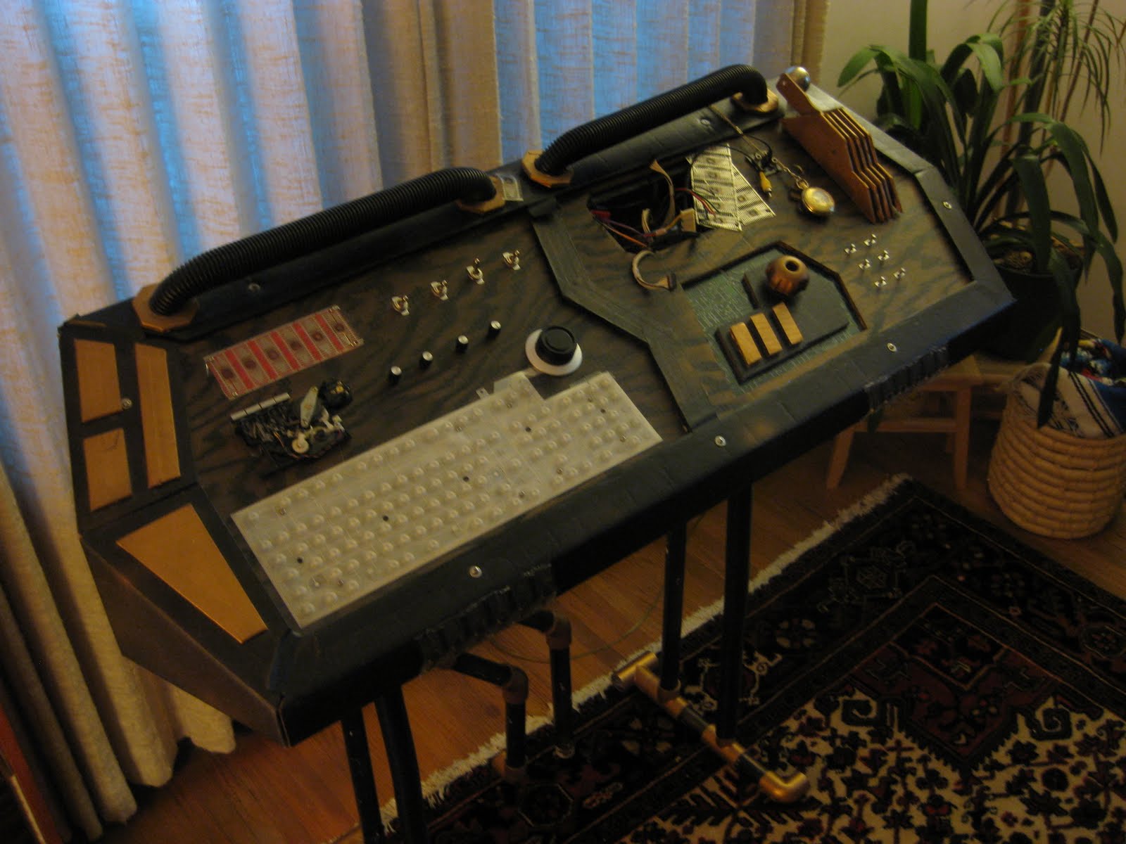 Thingamawidget: Tardis Console