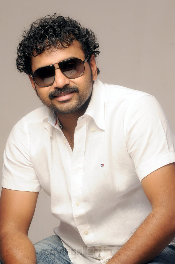 Mynaa Movie Actor Sethu Stills, Tamil Actor Sethu Photoshoot Gallery ...