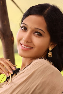Preetika Rao Cute Stills Chikku Bukku Tamil |Tamil Cinema News Updates ...