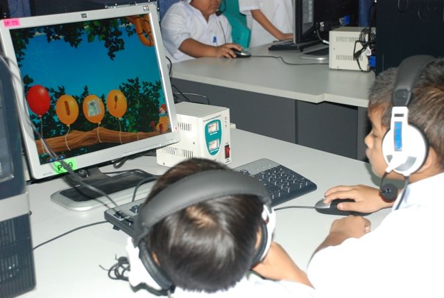 PKG Durian Burung: Kursus Makmal Bahasa SK Losong