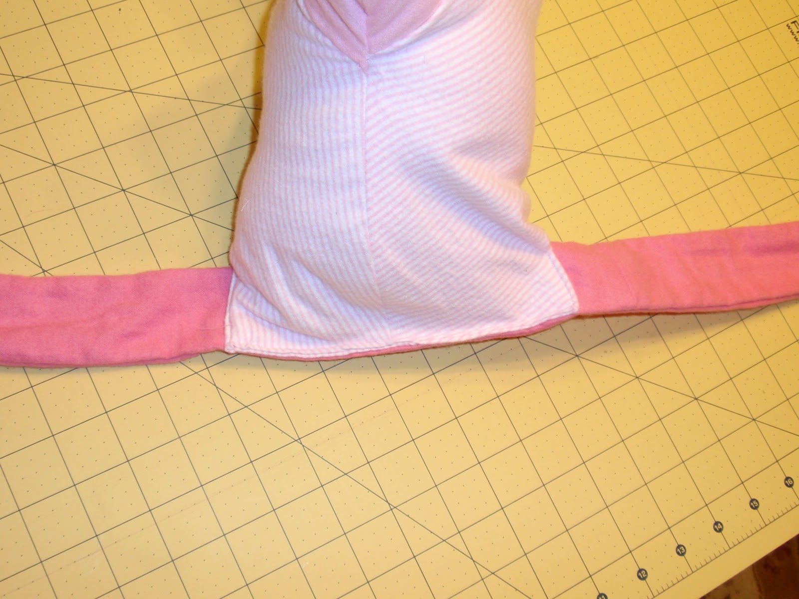 Diary of a Crafty Lady: Dragon or Dinosaur Tail for Halloween or Dressup!