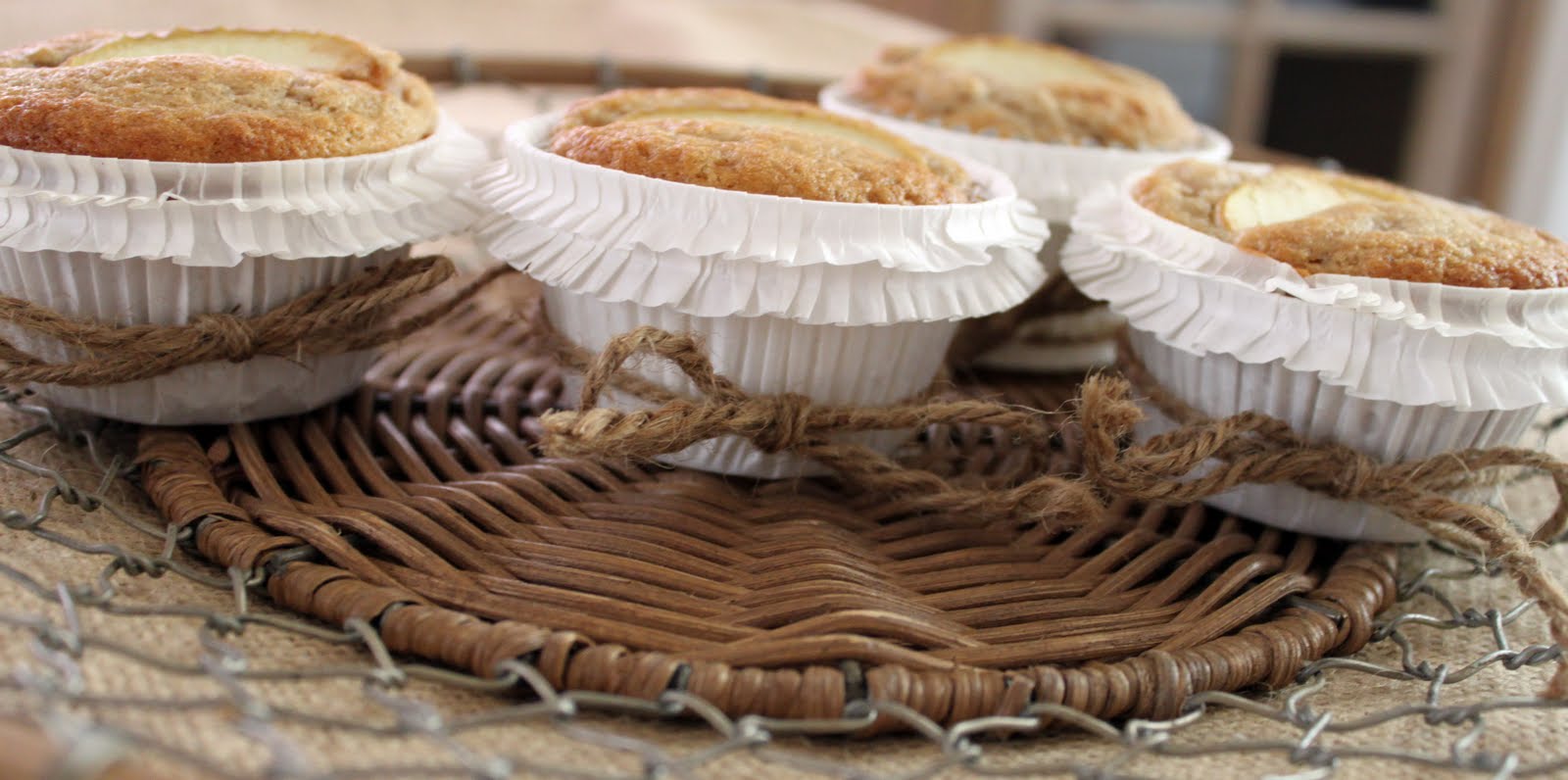 Moore Minutes: Homemade APPLE Goodness