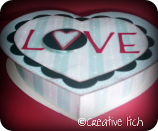 Creative Itch: DIY Heart Candy Boxes...