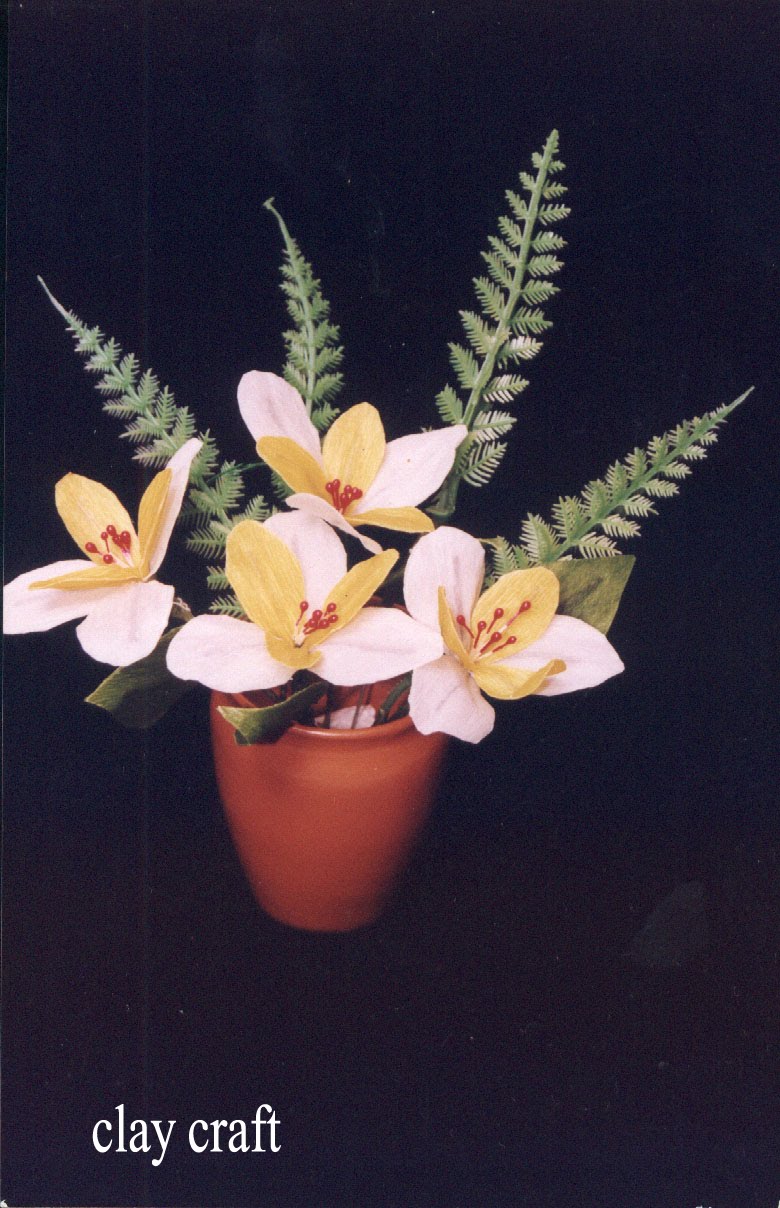 clay flowers and figurines: FLOWER ARRANGEMENT