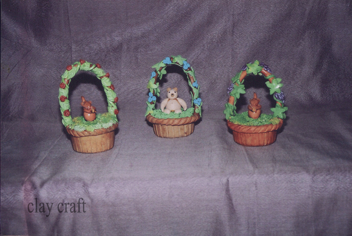 clay flowers and figurines: BREAD CRAFT