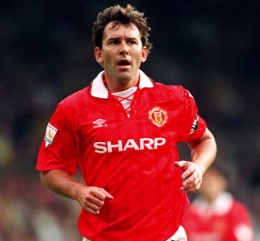 Manchester United: Bryan Robson Biography