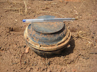 EDIMENONGUES: Minas e Engenhos Explosivos