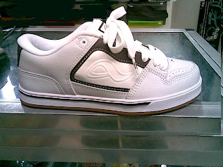 Tenis Sk8: Adio Bam exclusivo