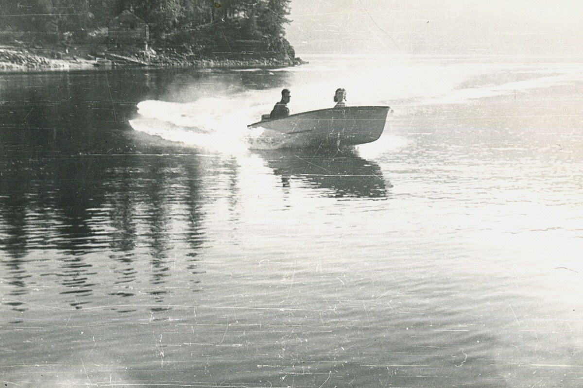 BASTION OF WORDS: Boating on the Shuswap