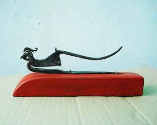 djadoel-antik: Pisau Kacip 1 - Pemotong Buah Pinang Saat Makan Sirih