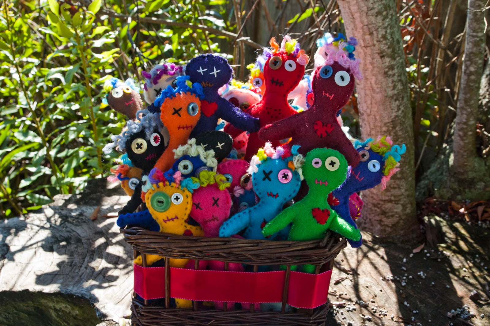 Craft Brat: My voodoo doll babies