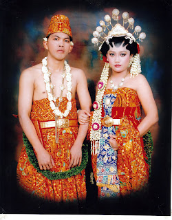 ''ESTI'' Wedding Package & Catering Services: Pengantin Adat Solo Basahan