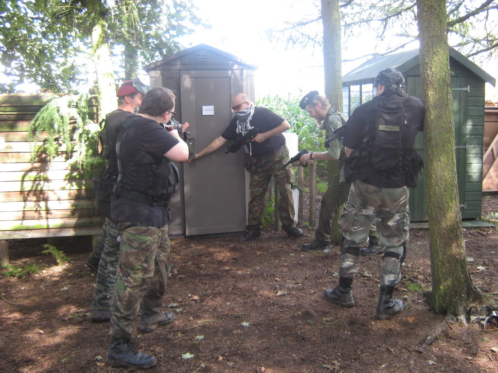 SIMPLY SOLDIERS: Storm Force Airsoft, Review