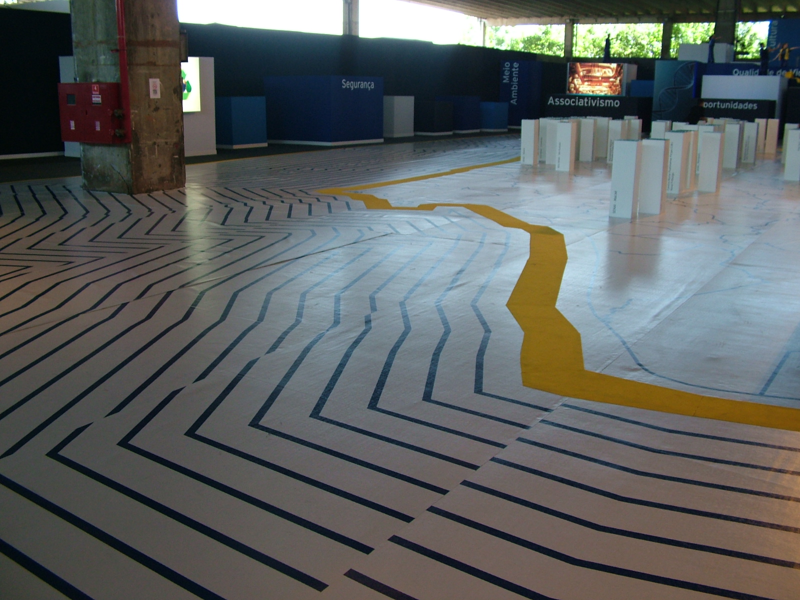 ISOLINER: LINHA ISOLINER PARA SOLVENTE/ECO SOLVENTE - UV E LÁTEX