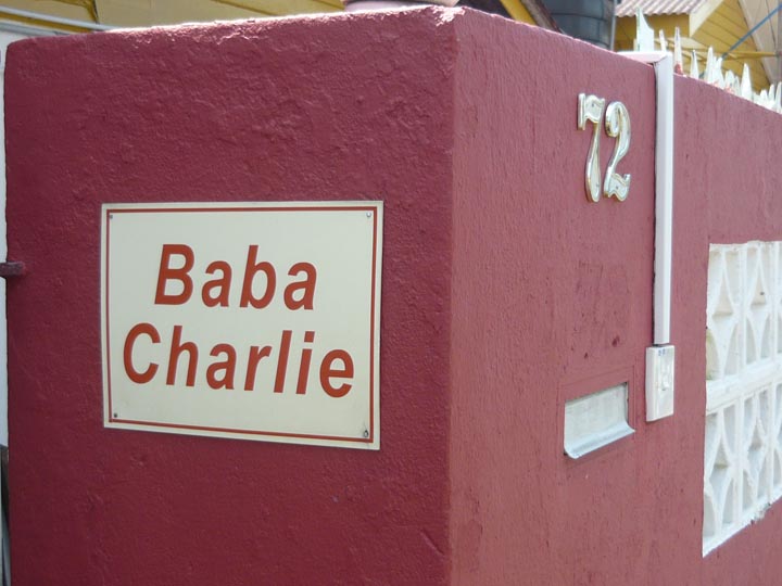 Holiday travel tips and experiences: Baba Charlie Nyonya Kuih - Malacca