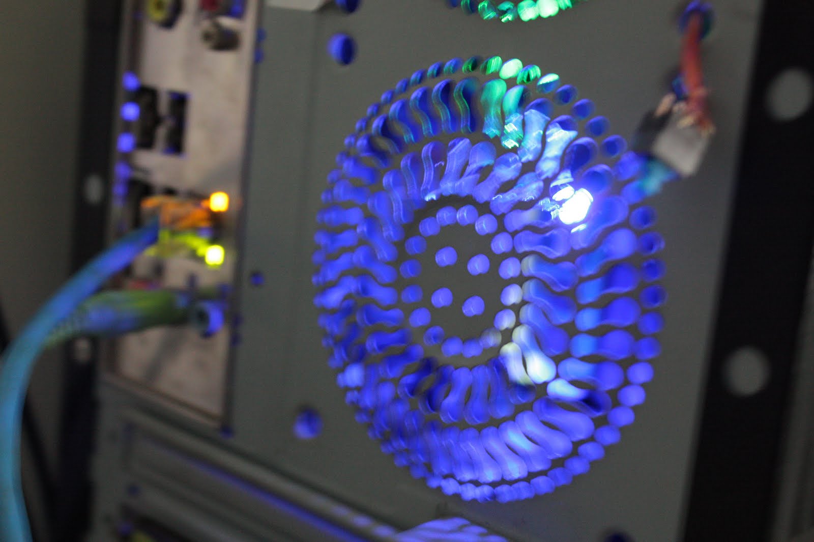 eletrônica e tals: leds no PC